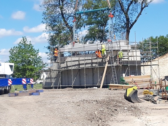 Butts Bridge, Alton: Cill Beam Installation - Jubb